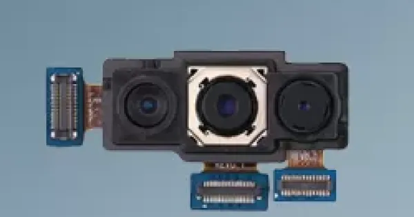 Mobile Camera: Buy Camera Online at Best Prices in India -Xfurbish.com