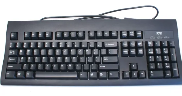 WYSE KU-8933 Wired USB Desktop Keyboard (Black)