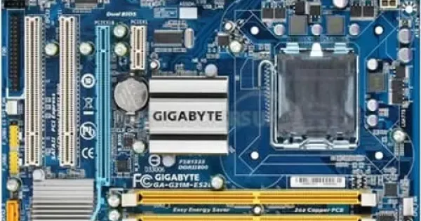Gigabyte GA-G31M-ES2L micro ATX LGA775 Socket G31 System Motherboard