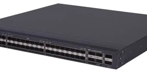 HPE FlexFabric 5940 48SFP+ 6QSFP Fabric Switch JH395A